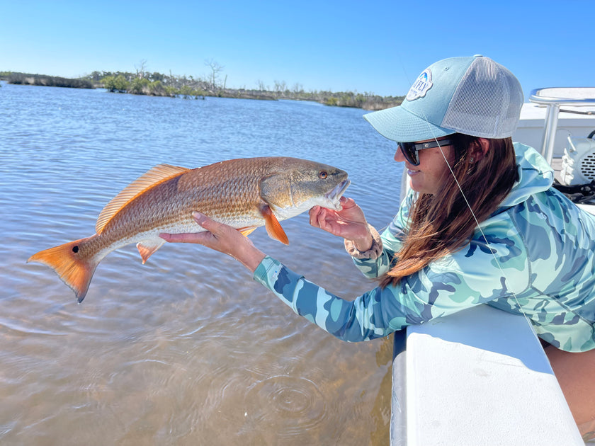 Fly Girls – Bar Fly -drinking & fishing Company